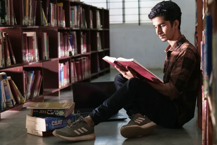 Rathnavel Subramaniam (RVS) College of Arts and Science